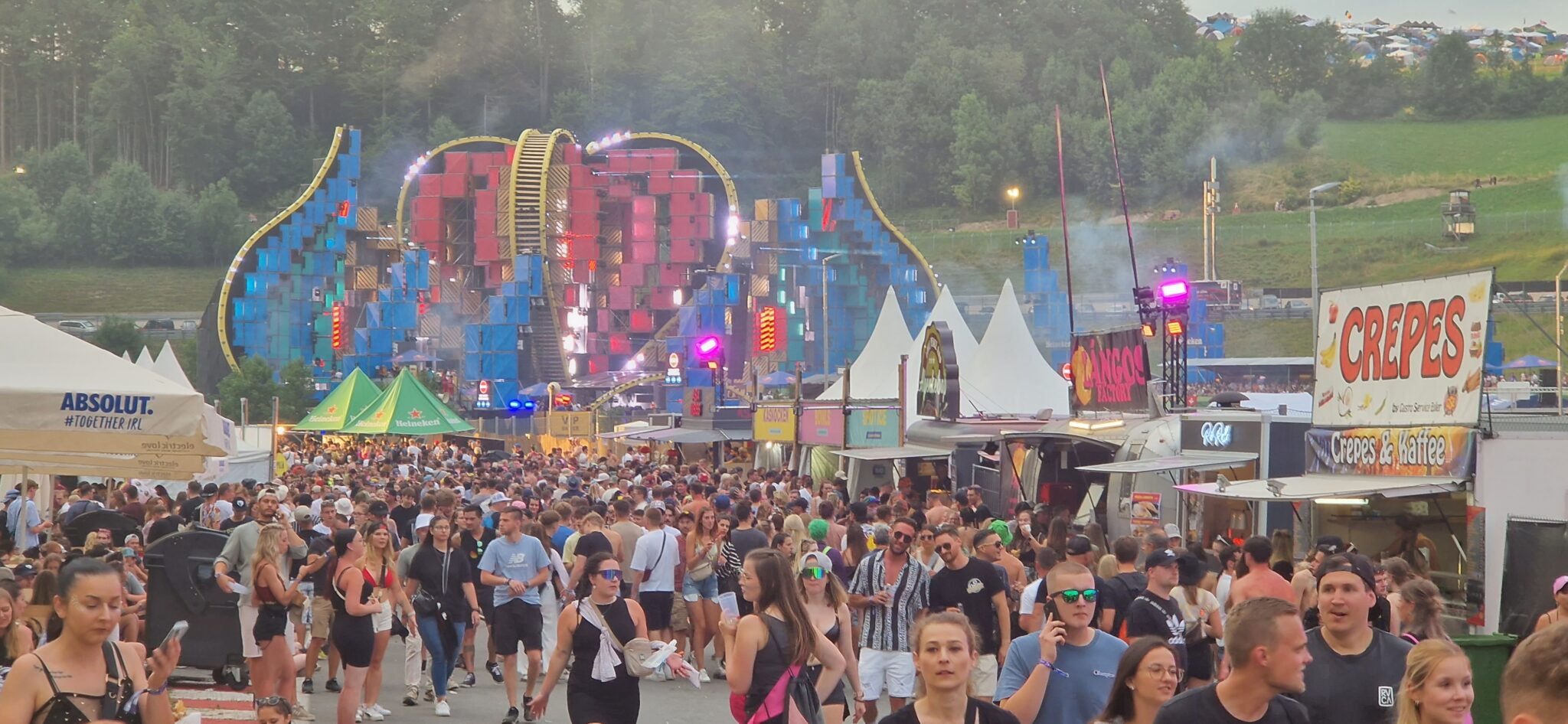 10 Jahre Electric Love - Was ein Wahnsinns-Jubiläum - REVIEW - RAVEPEDIA