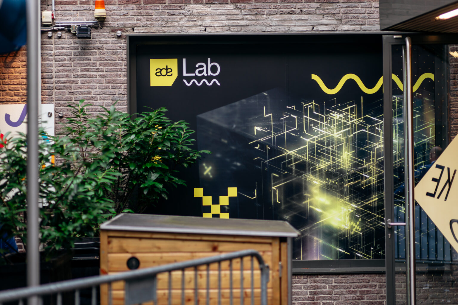 ADE steht vor der Tür, schnappt euch noch eines der letzten Tickets ...