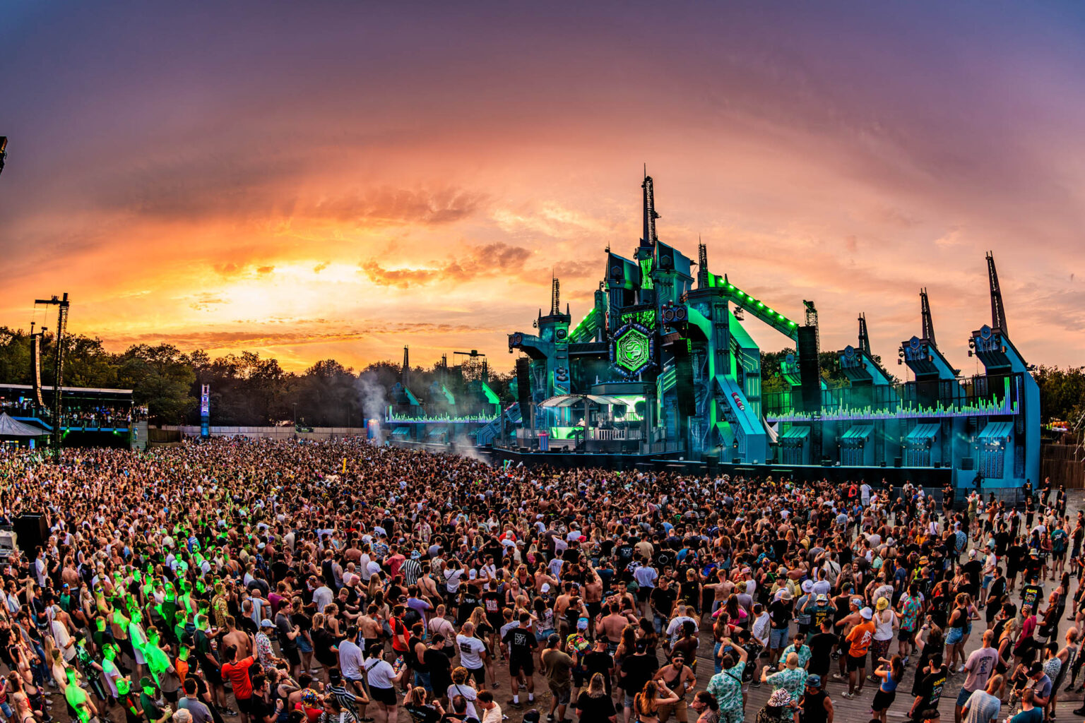 Das komplette Line-Up des Decibel Outdoor steht! - RAVEPEDIA