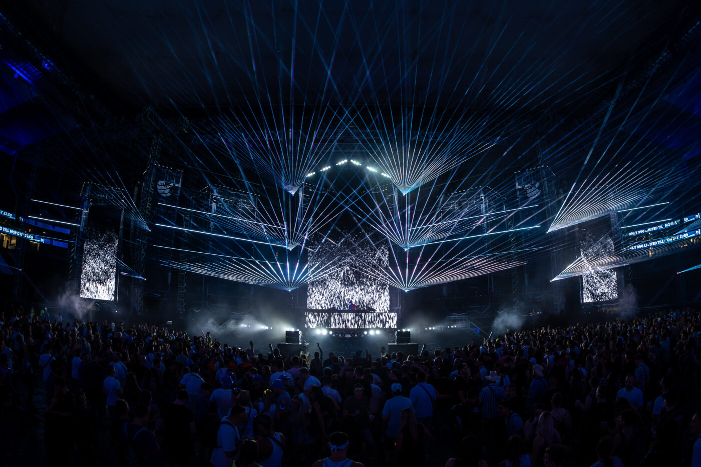World Club Dome 2025: Die „Moon Edition“ hebt ab – Line-up, Künstler ...